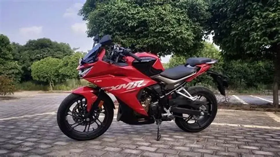 HERO XPULSE 200 vs VICTORY MRX ARIZONA 200: Comparativa ...