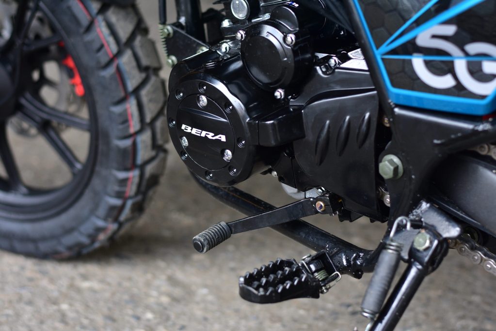 Dominar 400: Especificaciones Técnicas y Características Sobresalientes